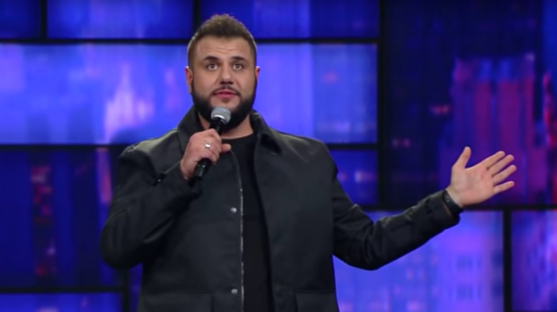 Muslim Comedian Who Sat Next To Eric Trump On A Plane Makes Network ...