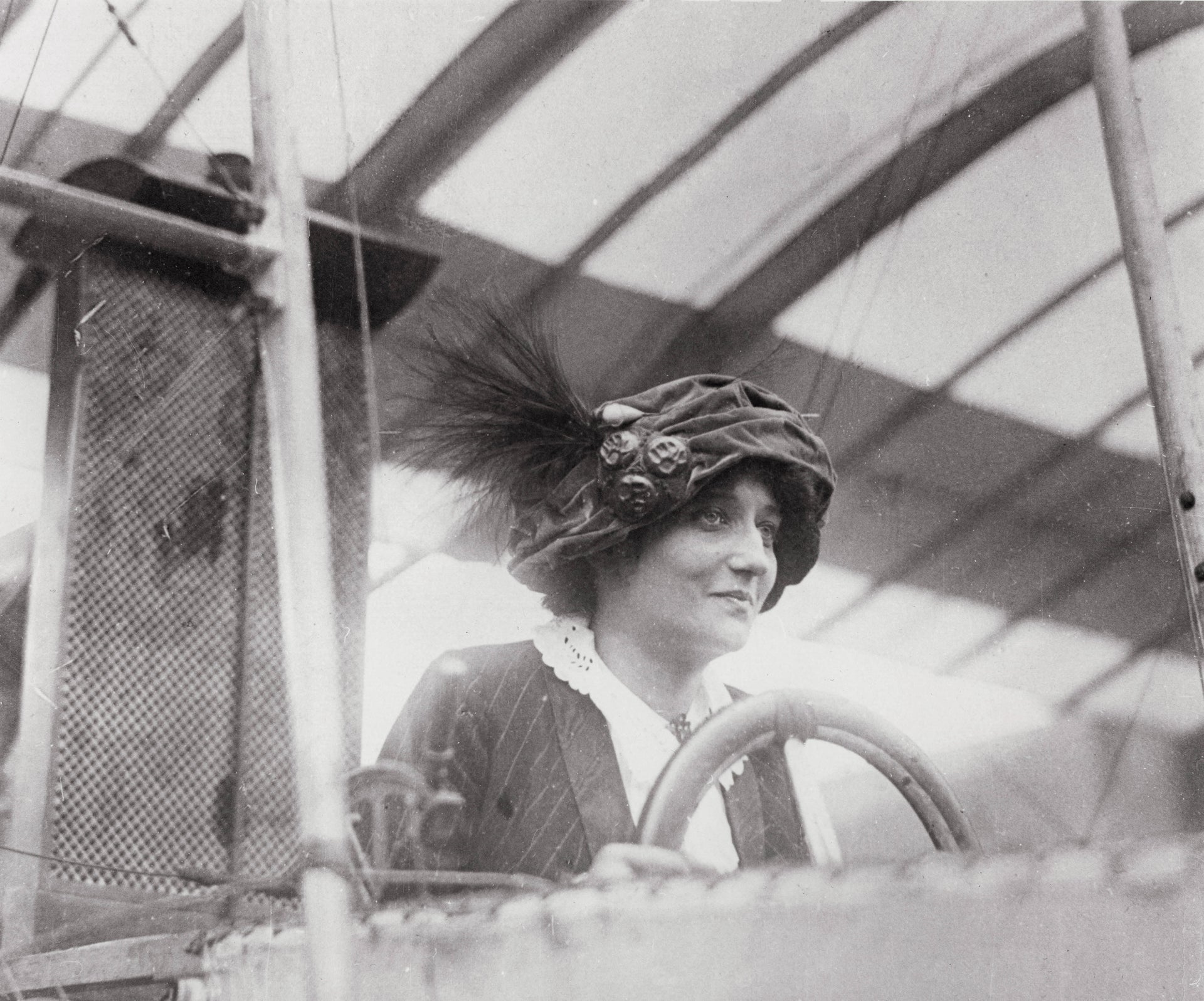 58 Fly-As-Hell Photos Of Female Pilots | HuffPost Women