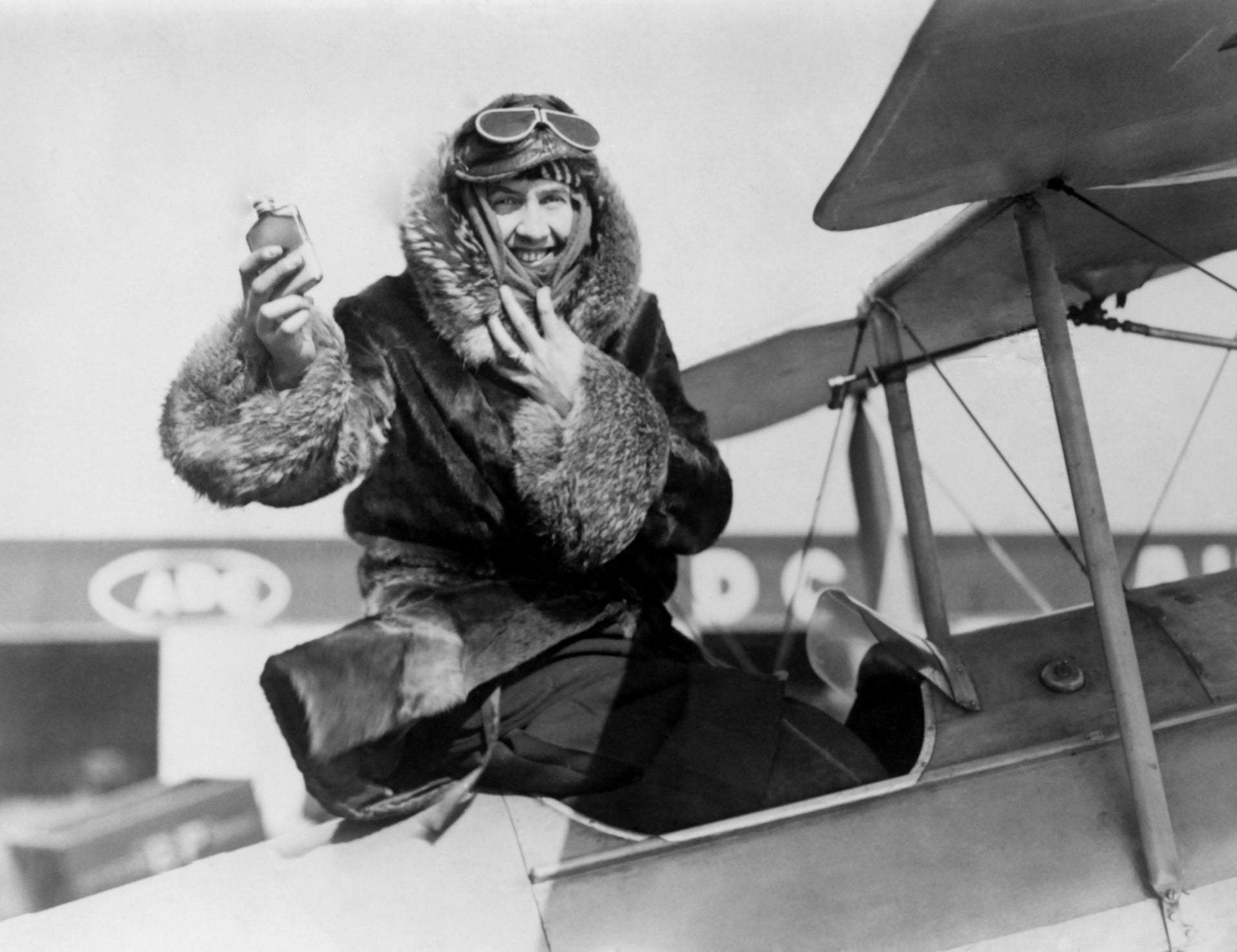 58 Fly-As-Hell Photos Of Female Pilots | HuffPost Women