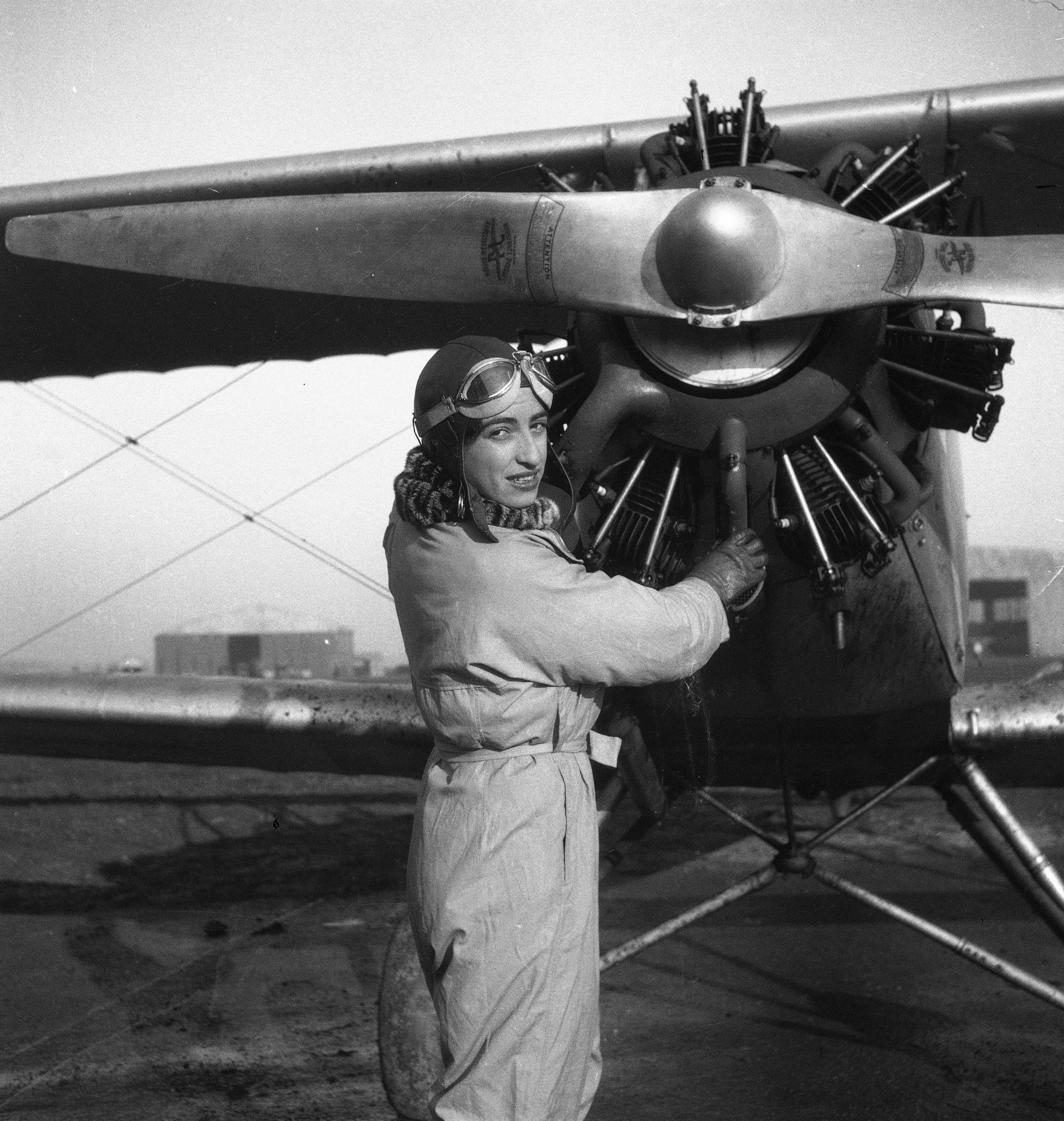 58 Fly-As-Hell Photos Of Female Pilots | HuffPost Women