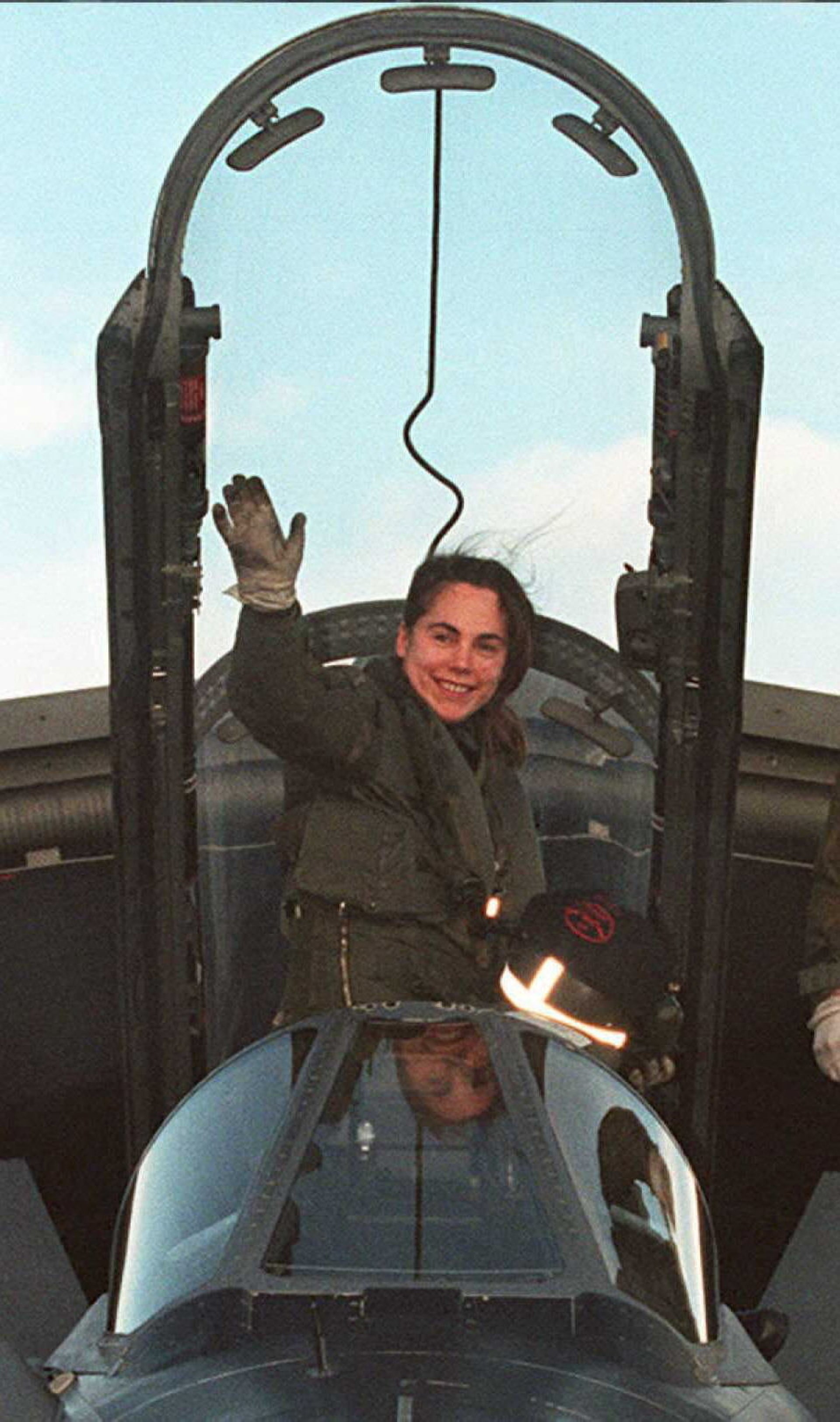 58 Fly-As-Hell Photos Of Female Pilots | HuffPost Women