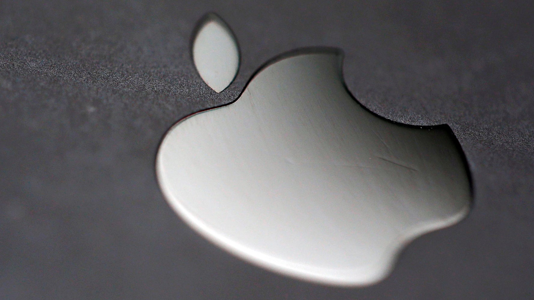 Apple Has Already Patched Many Of The WikiLeaks Exploits | HuffPost Impact