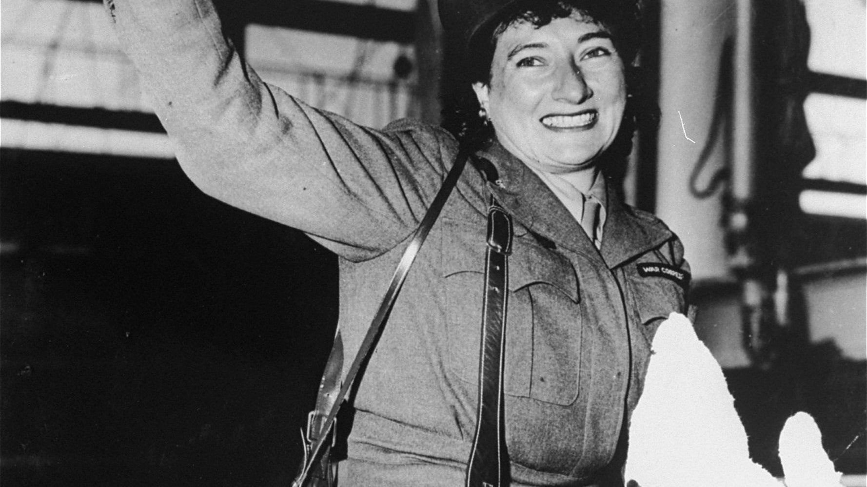 "Mother Ruth" Helps Thousands Of Holocaust Survivors Reach The USA ...