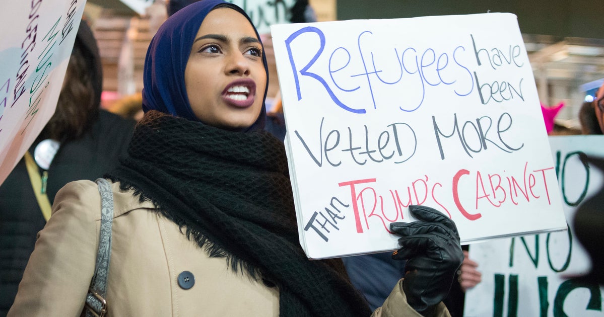 55 Stunning Images Of Muslim Women Protesting Around The World ...
