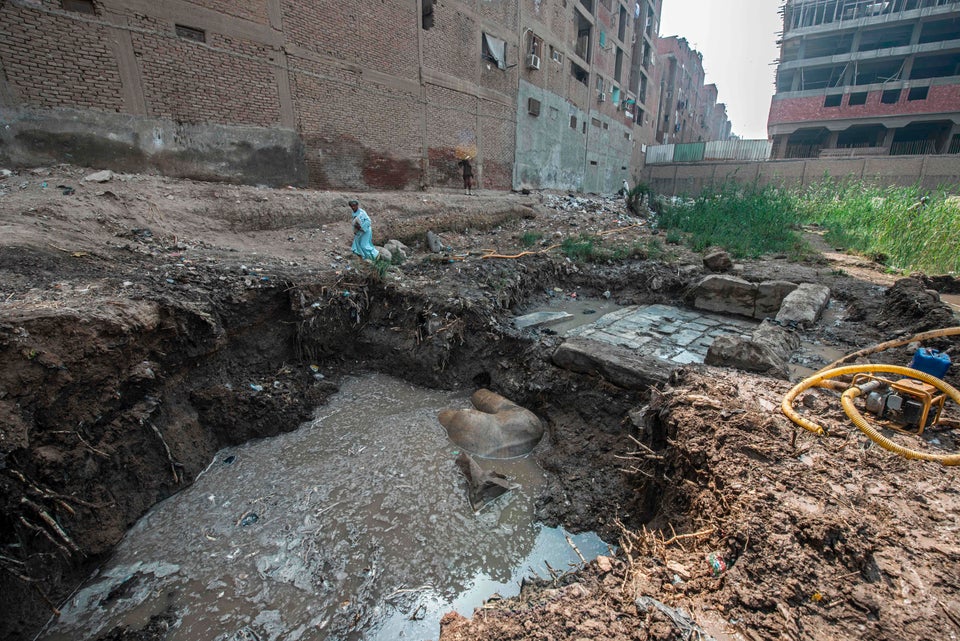 Colossal Ancient Egyptian Statue Unearthed In Cairo Slum | HuffPost The ...