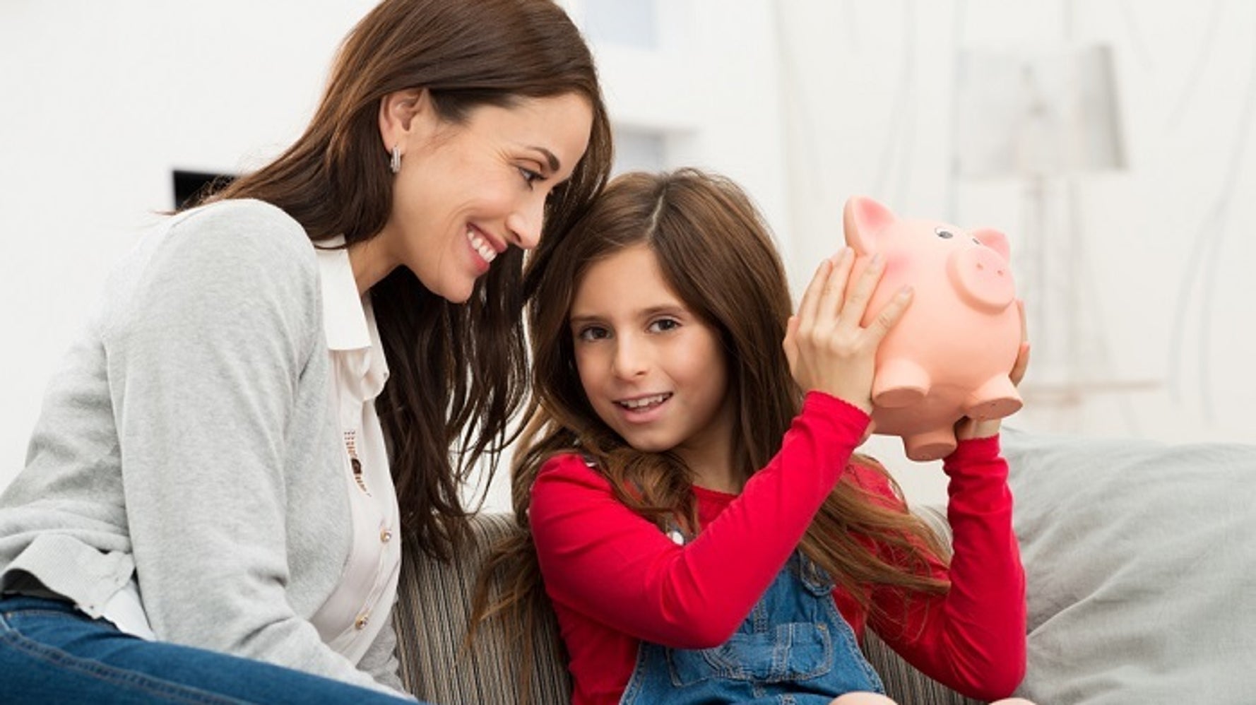 5 Sure Ways to Handle Your Finances as a Single Parent | HuffPost