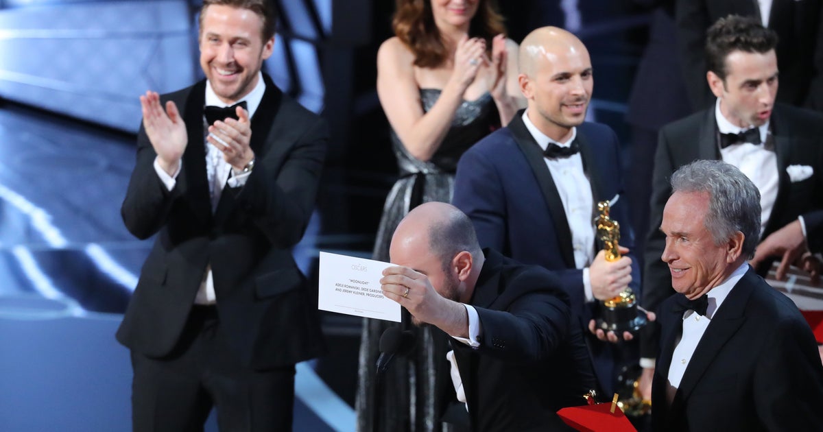 Ryan Gosling Finally Addresses That Oscars Best Picture Mix-Up ...