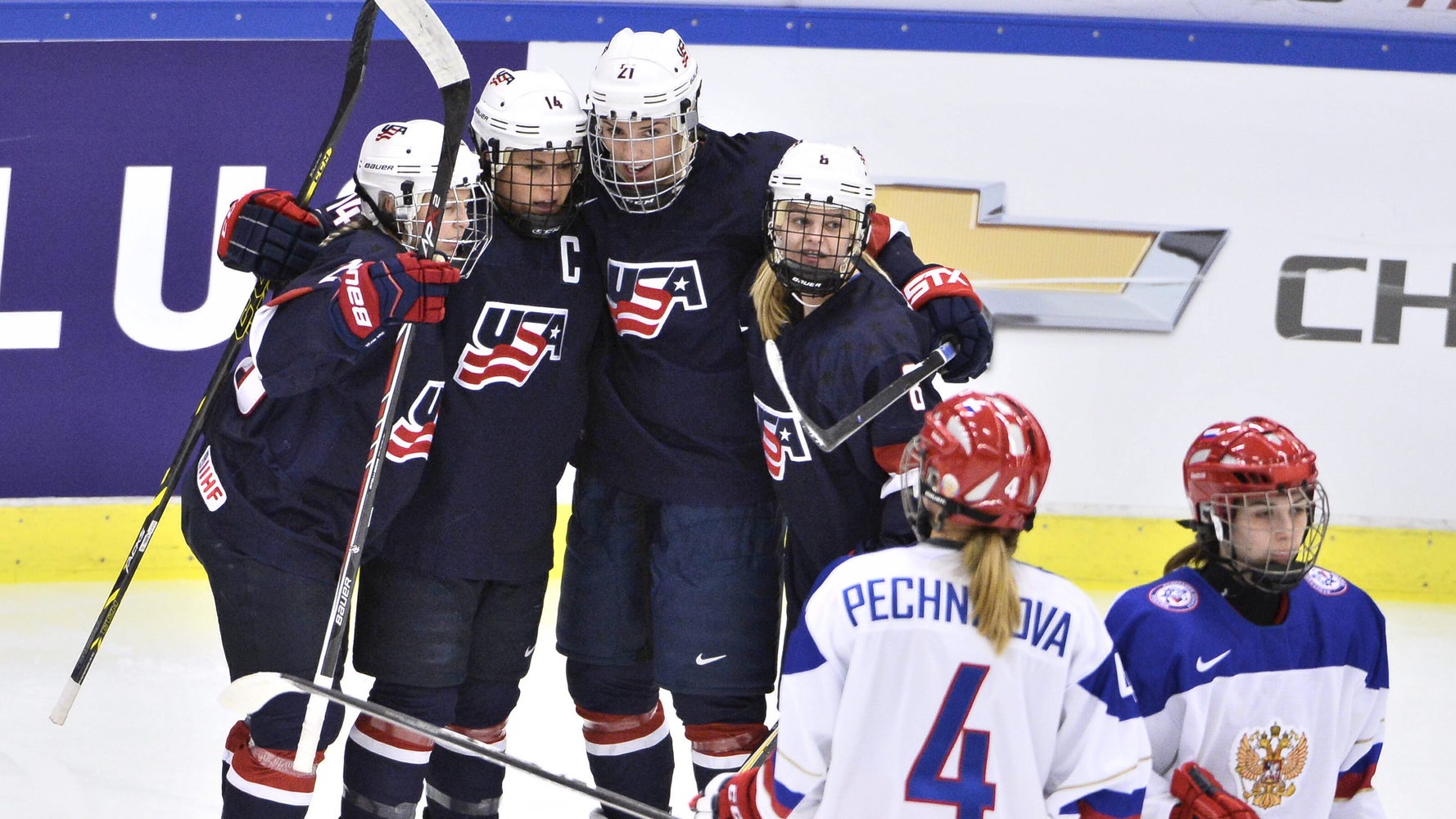 16 Senators Back U.S. Women's Hockey Team's Fair Pay Boycott | HuffPost ...