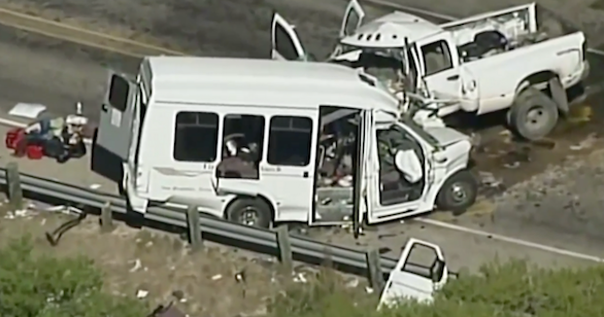 Multiple Fatalities After Church Bus Crash In Texas | HuffPost Latest News