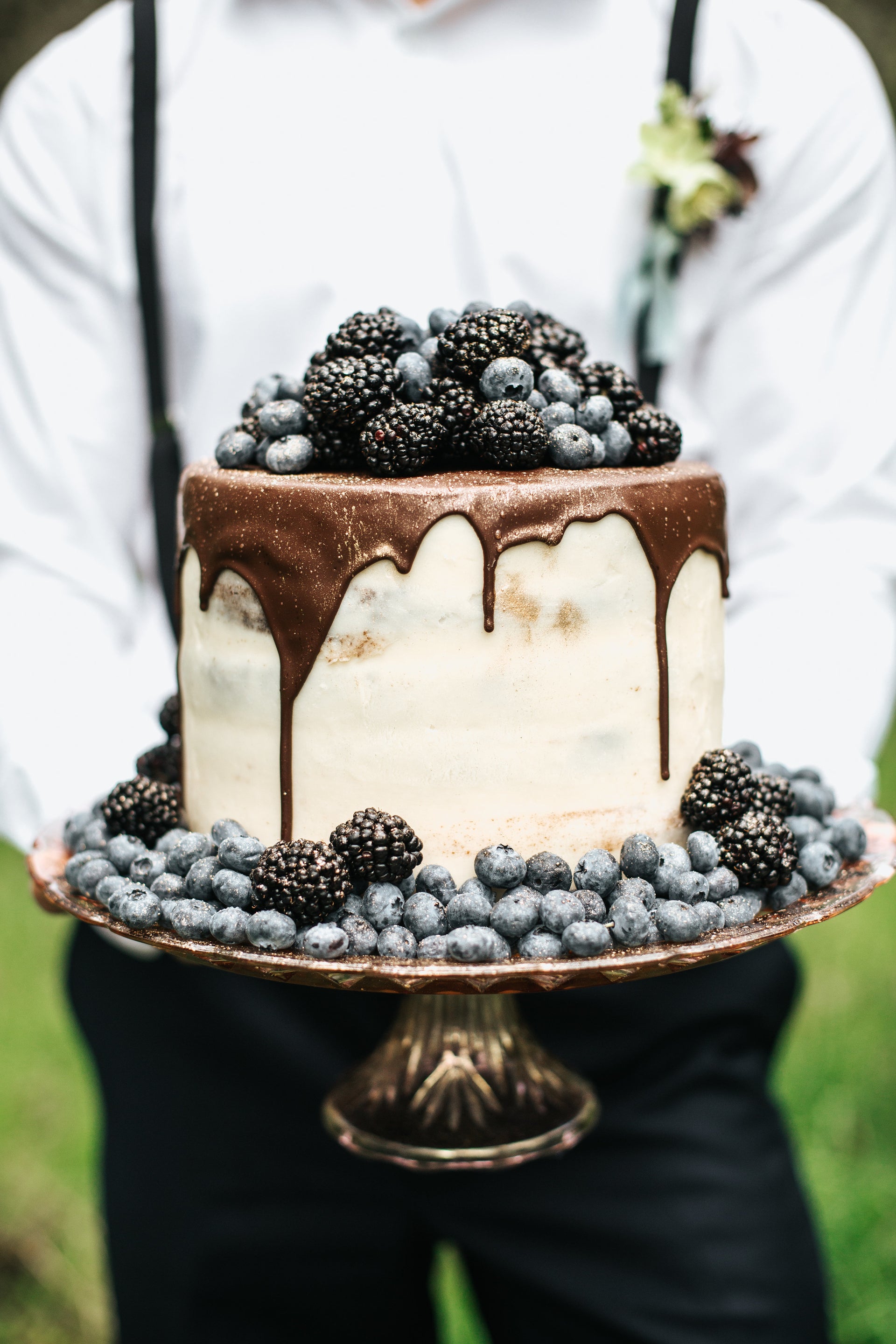 14 Drip Wedding Cakes That Are Overflowing With Sweetness | HuffPost Life