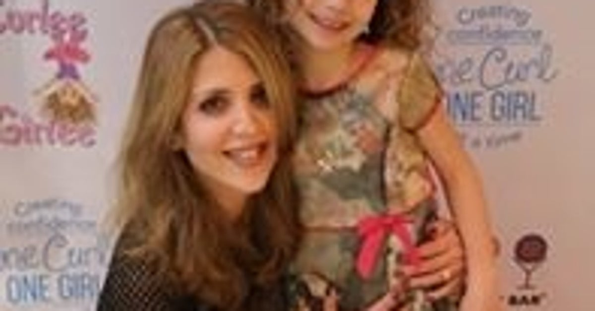 How Curlee Girlee Is Changing The Way Women and Girls See Their Hair ...