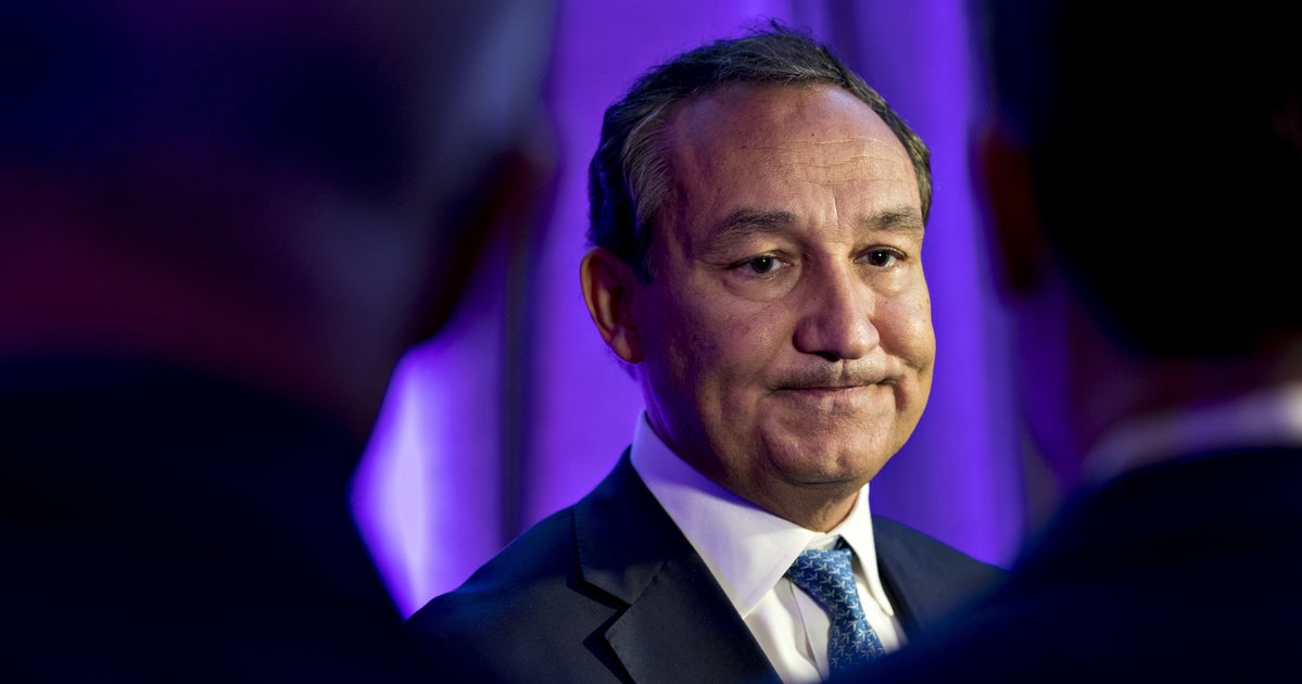 United CEO Apologizes For Flight Fiasco, Promises To 'Fix What's Broken ...