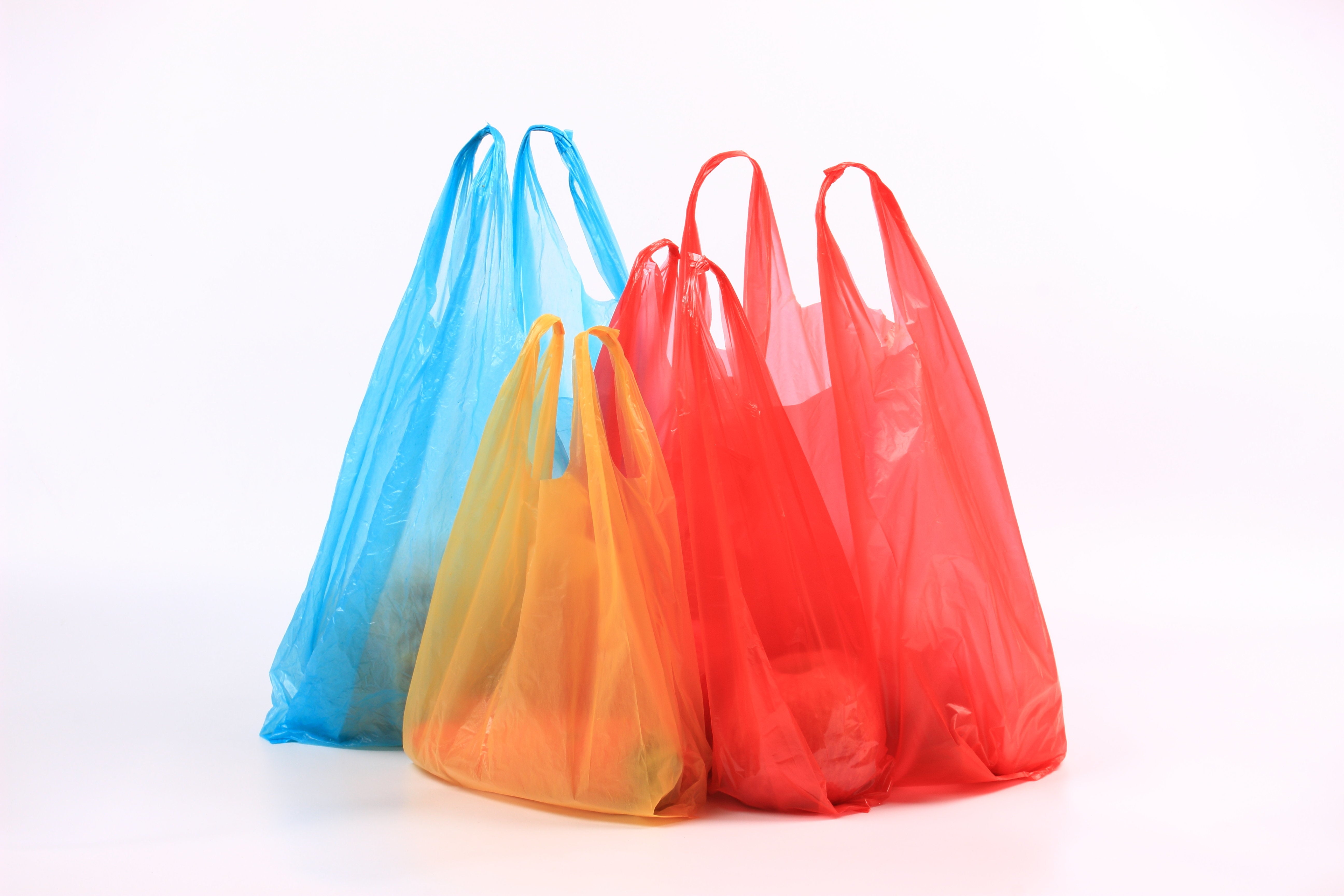 See The Staggering Number Of Plastic Bags Your Family Uses Each Year See The Staggering Number Of Plastic Bags Your Family Uses Each Year