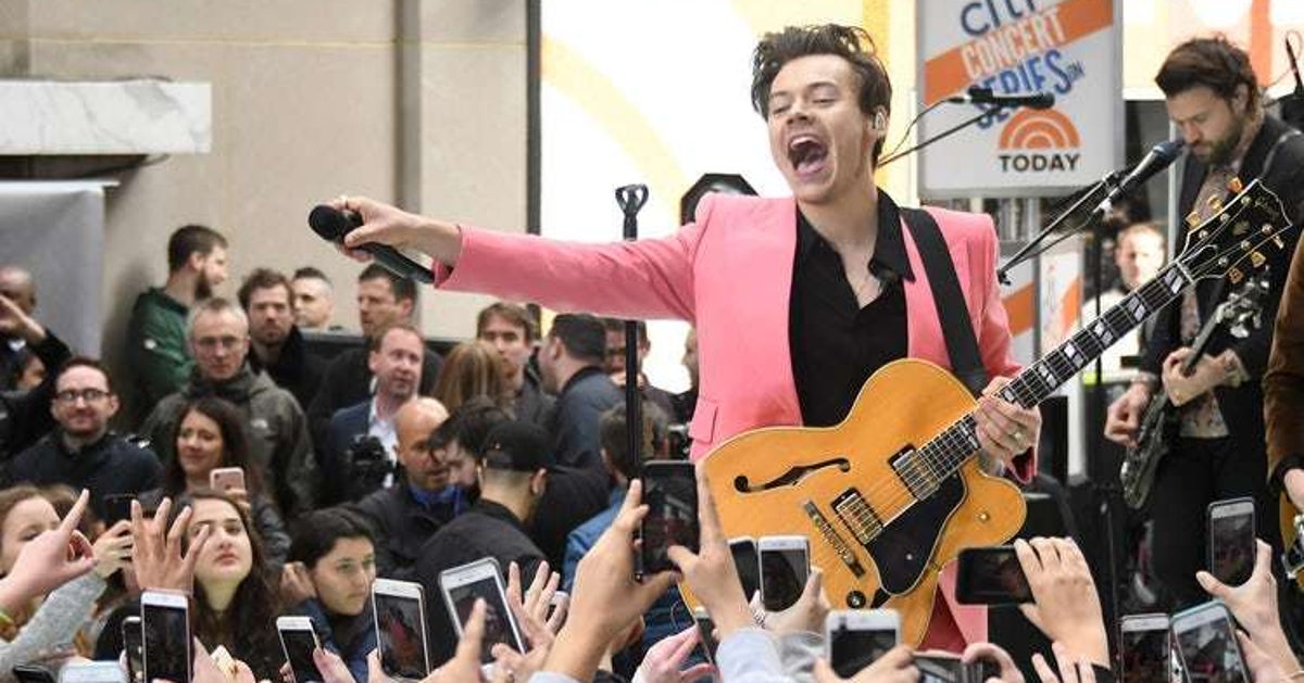 Harry Styles’ debut album and why I am emotionally unstable | HuffPost ...