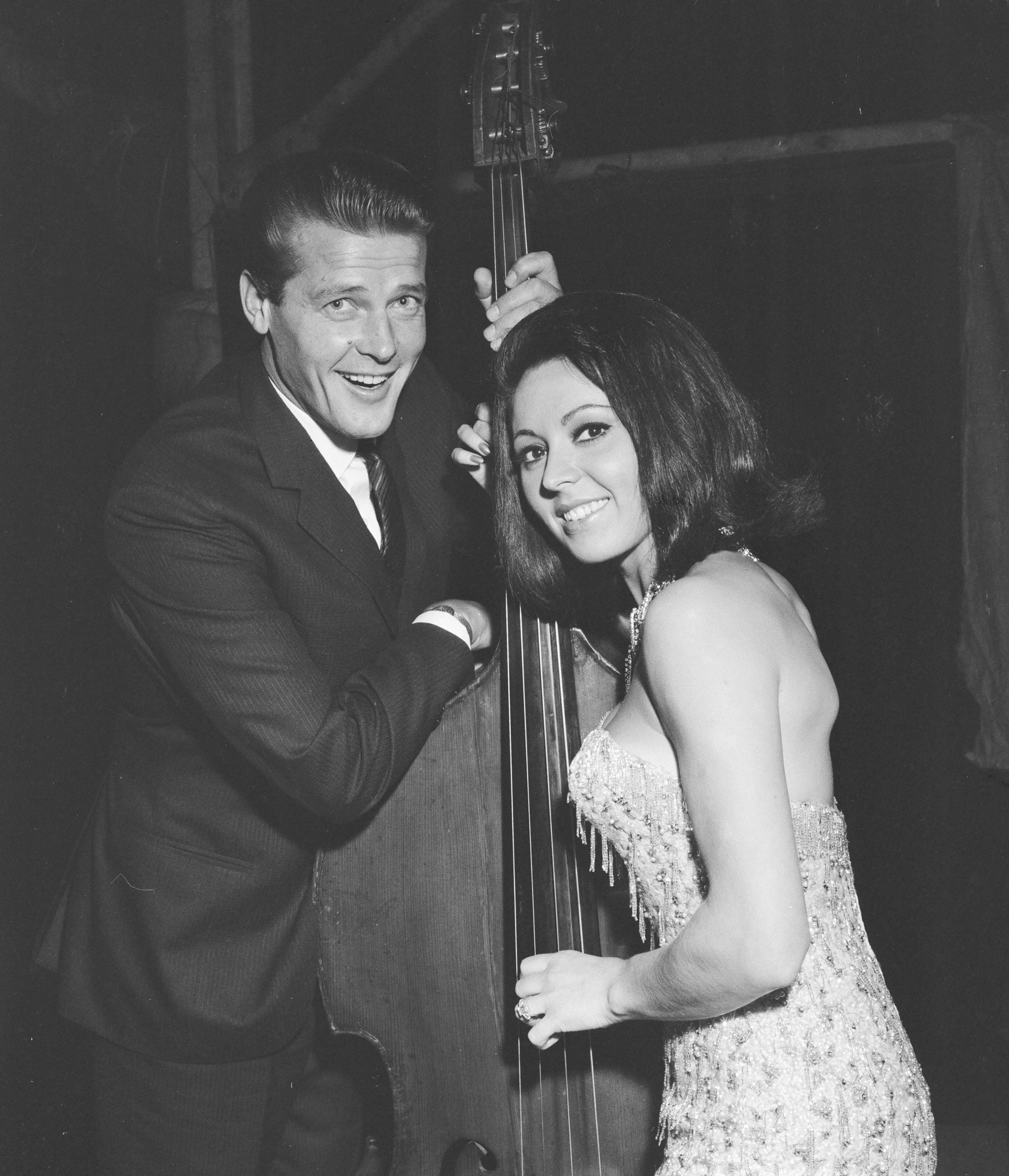A Tribute To Sir Roger Moore: A Celebration Of His Signature Style ...