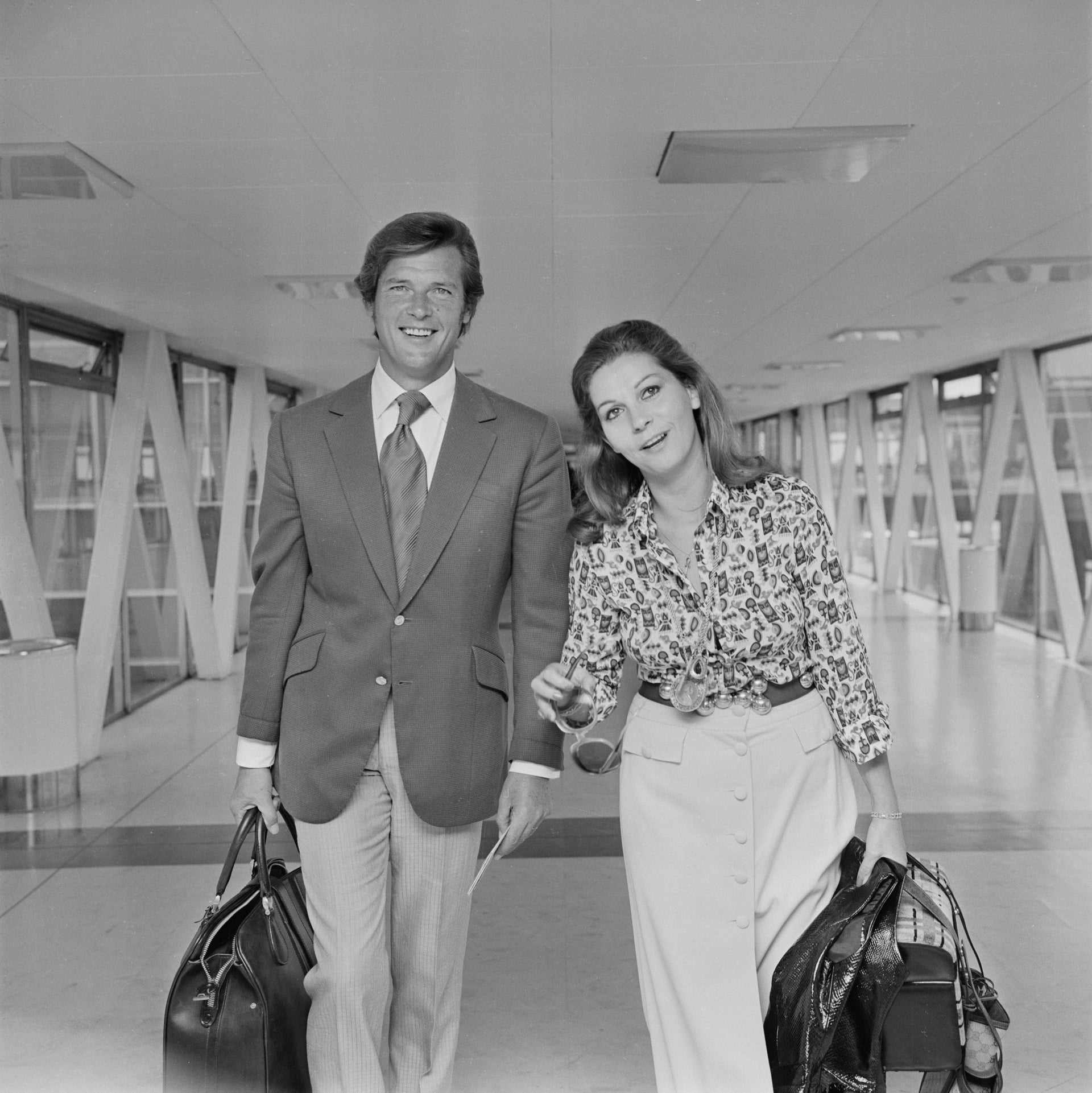 A Tribute To Sir Roger Moore: A Celebration Of His Signature Style ...