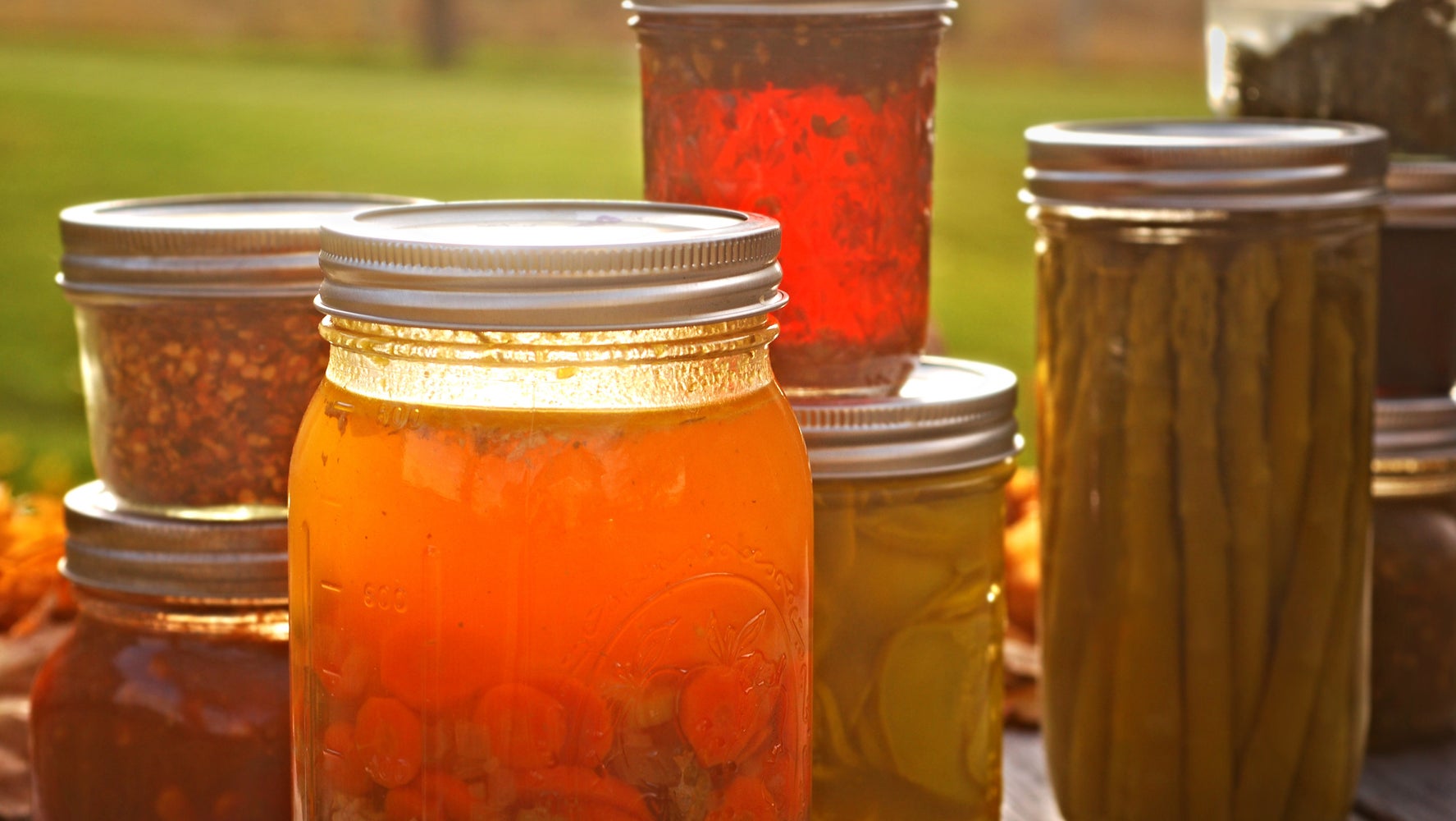 Foodborne Botulism Can Be Deadly, But It's Usually Preventable ...