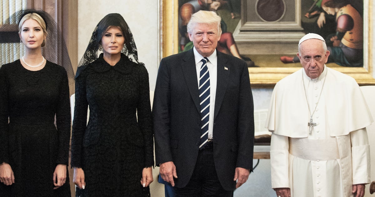 The Pope Gives Donald Trump Some Serious Side-Eye | HuffPost UK News