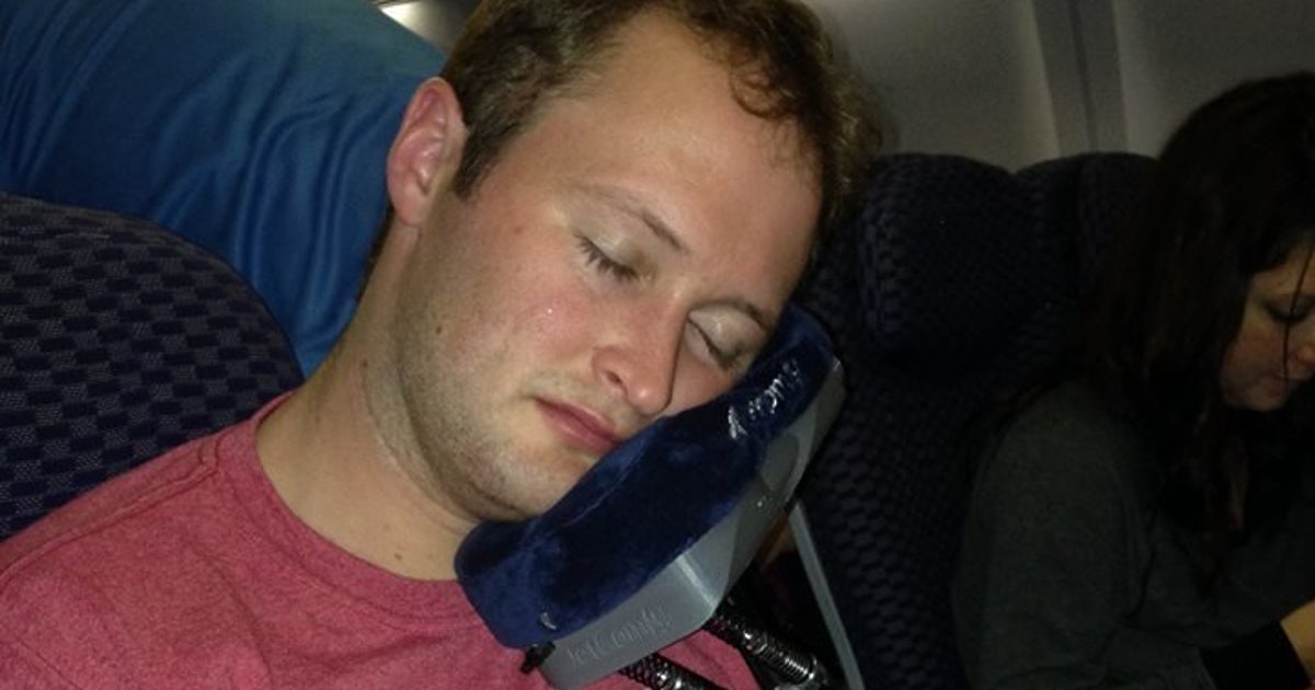 This Device Holds Your Head Up So You Can Nap Hands-Free | HuffPost Life