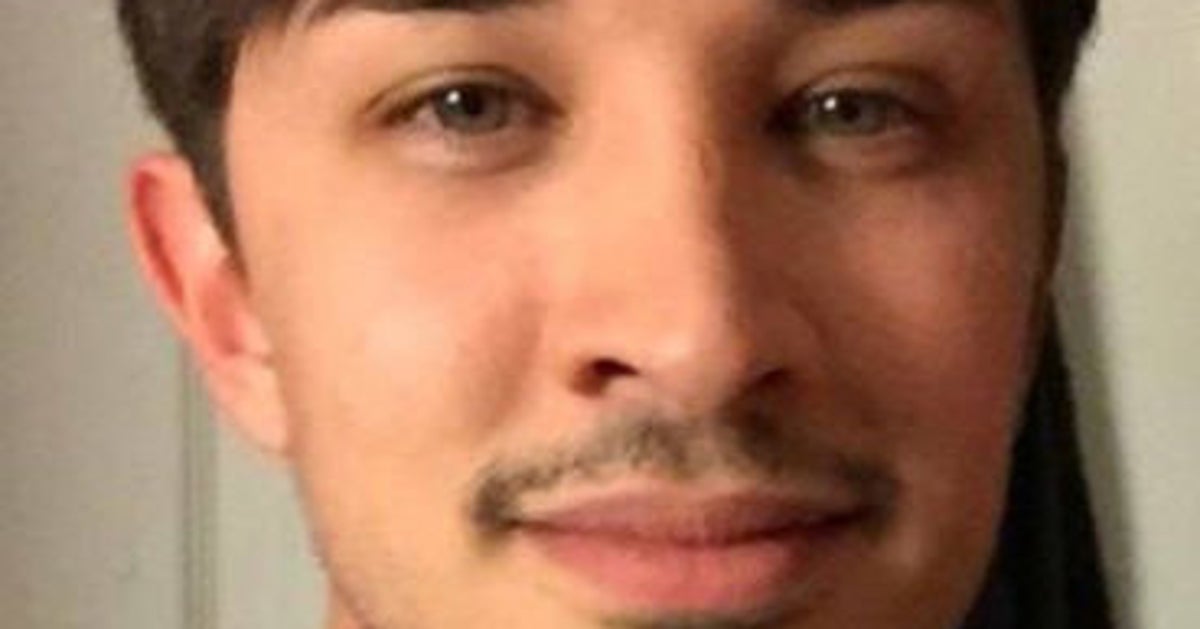 Hundreds Attend Memorial Celebrating Manchester Bomb Victim Martyn Hett ...