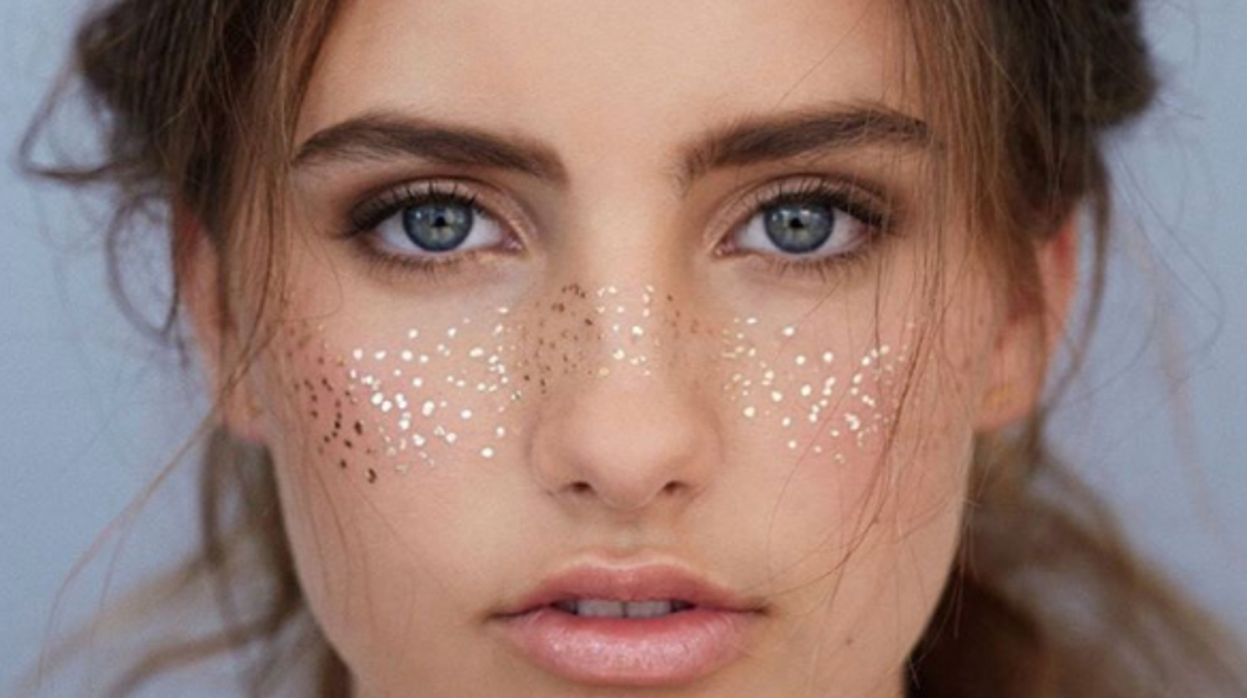 Why Golden Freckles Are The New Beauty Mark Of 2017 | HuffPost UK Style
