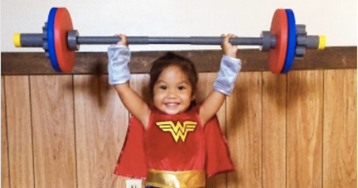 21 Images Of Little Wonder Women Who Are The Definition Of Girl Power ...