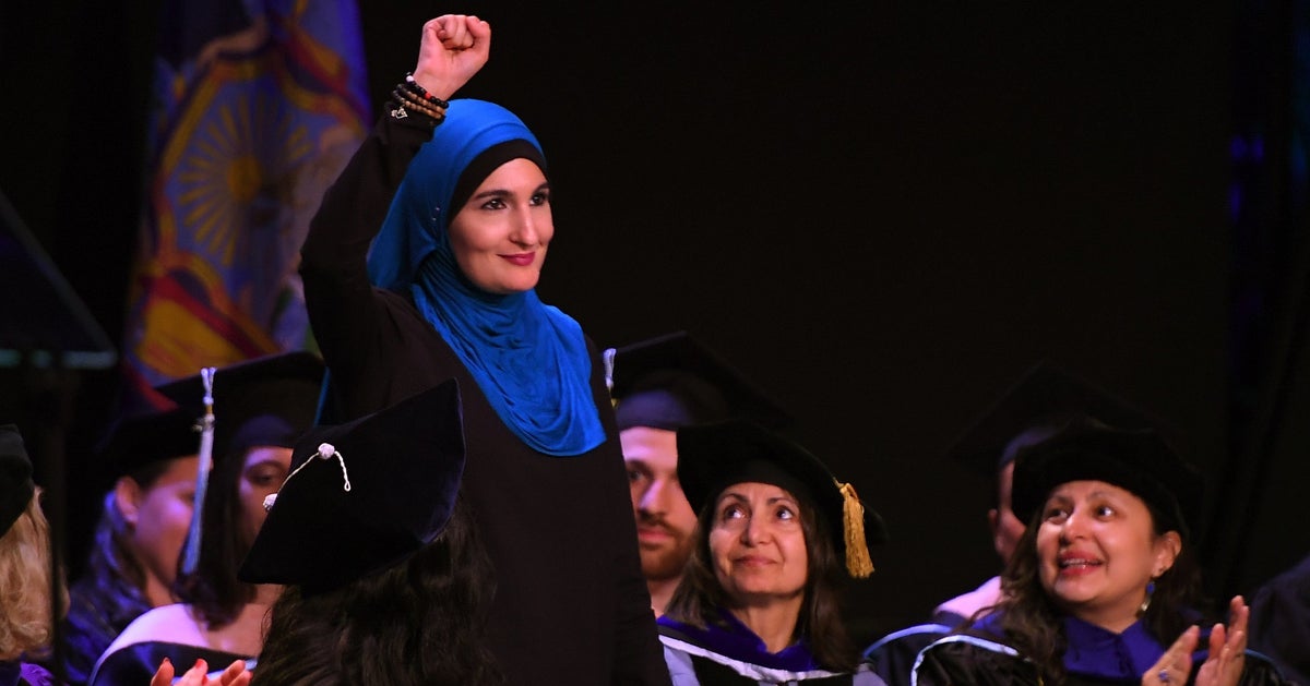 Muslim Activist Delivers Powerful Commencement Speech After Facing ...