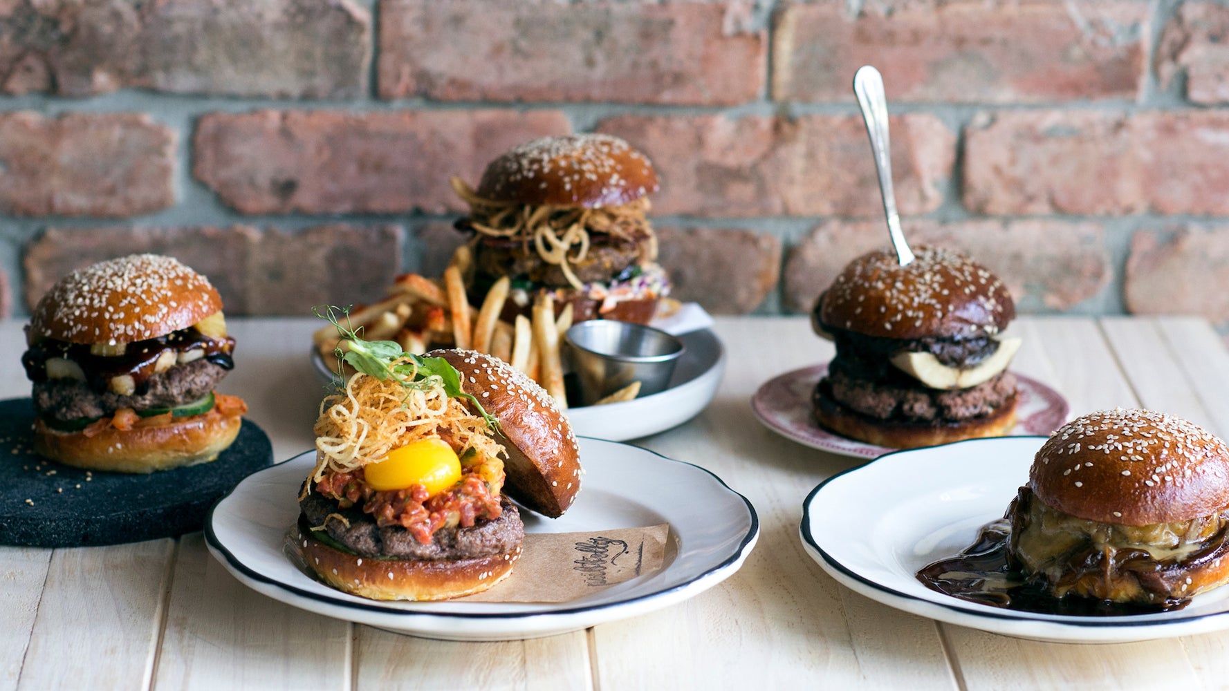 Pubbelly Noodle Bar’s Annual PB Burger Season Returns | HuffPost