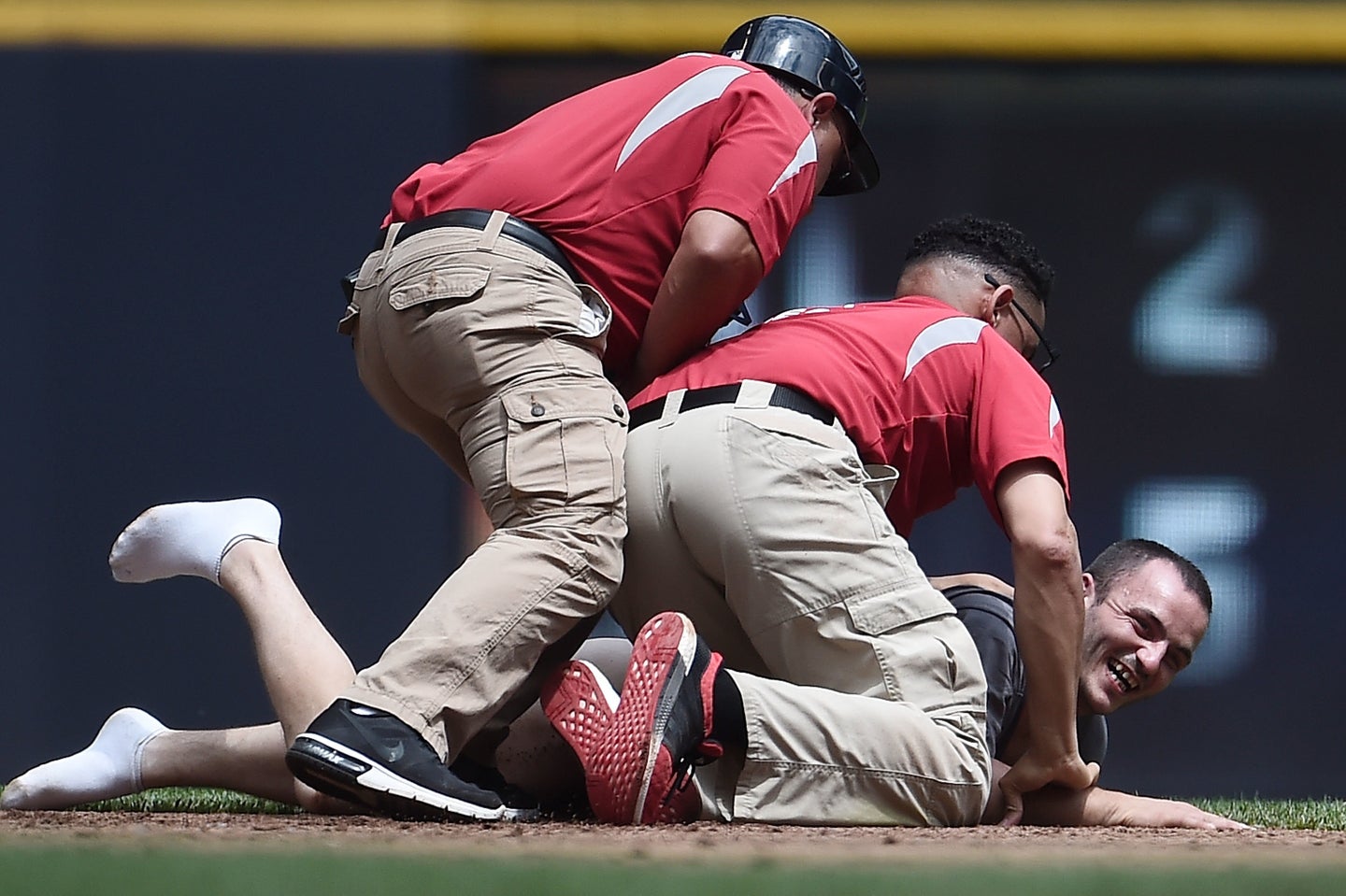 Baseball Game Streaker Looks Like He's Having The Time Of His Life ...