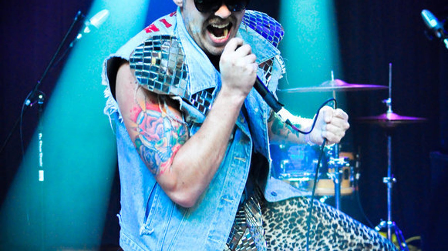 After 3 years in the making, gunshot survivor artist Cousin Dan ...