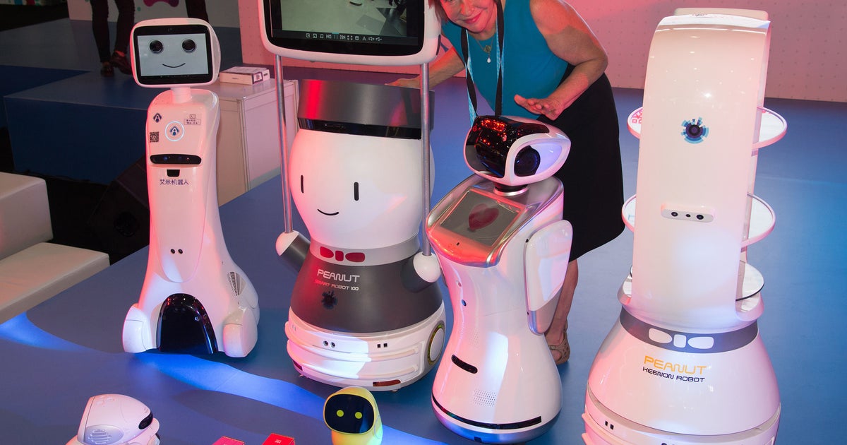 Robots Take Over the Fashion Runway | HuffPost Contributor