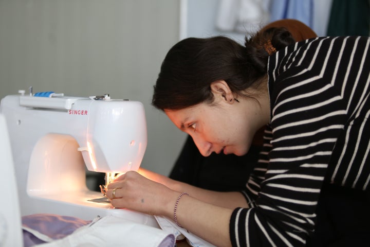 Sindis – Sewing Sister | HuffPost Contributor