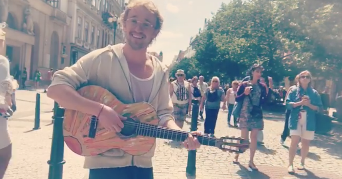 'Harry Potter' Star Tom Felton Flies Under The Radar While Busking In ...