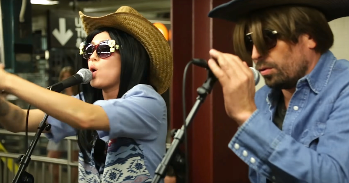 Miley Cyrus And Jimmy Fallon Go Undercover As Subway Buskers | HuffPost ...