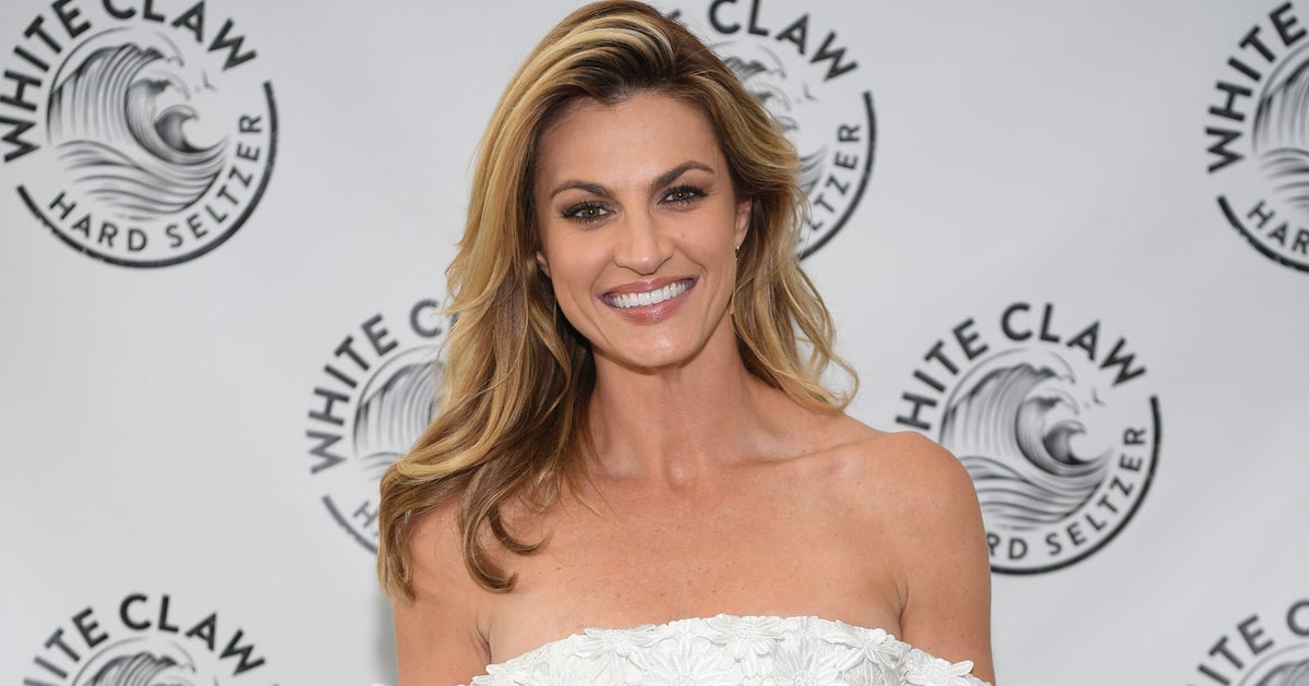 Erin Andrews' Cancer Diagnosis Sparked A Much-Needed Wakeup Call ...