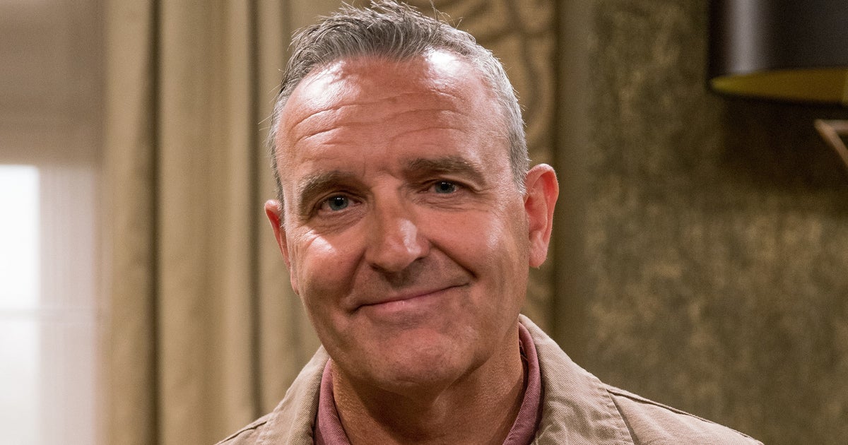 ‘Emmerdale’ Spoilers: Ex-’Coronation Street’ Star Mark Moraghan Cast as ...