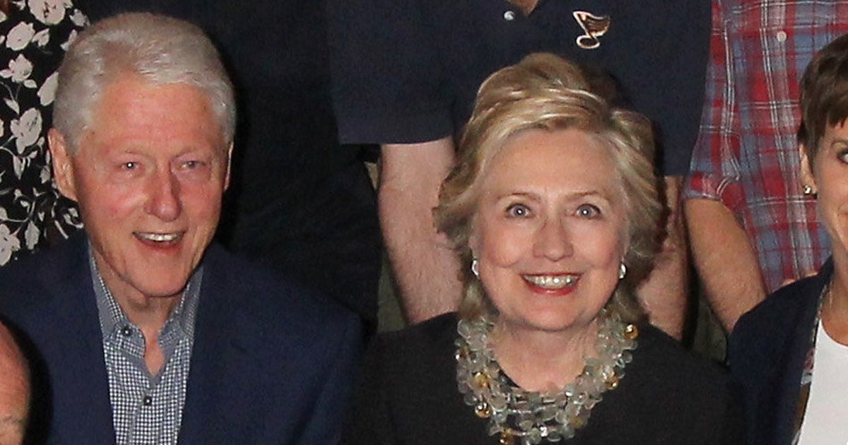 Hillary Clinton's Date Night Involved Applause And A Statement Necklace ...