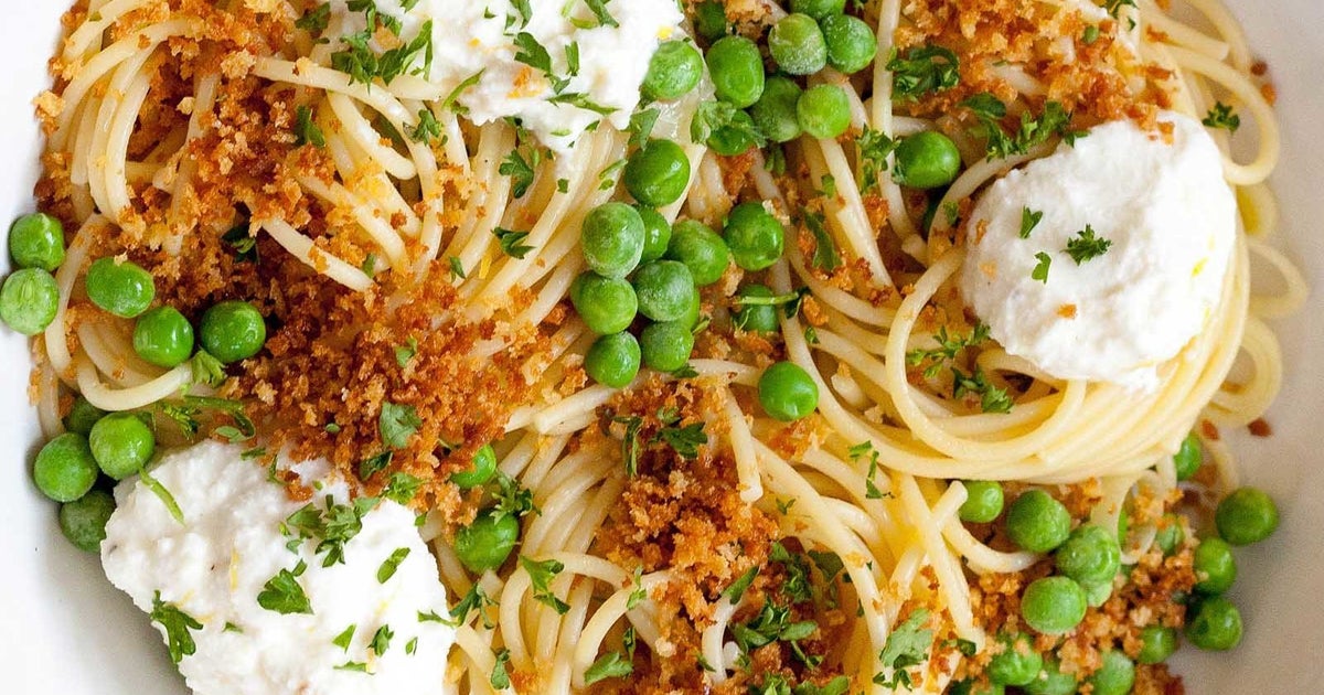 10 Summer Pasta Recipes That Take The Work Out Of Dinner | HuffPost Life