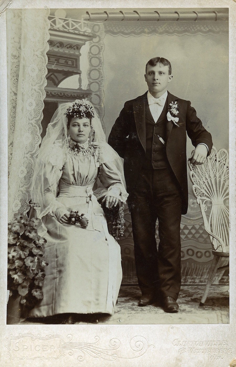 Early Wedding Photos Had No Touching, No Smiles, No Hashtags | HuffPost ...