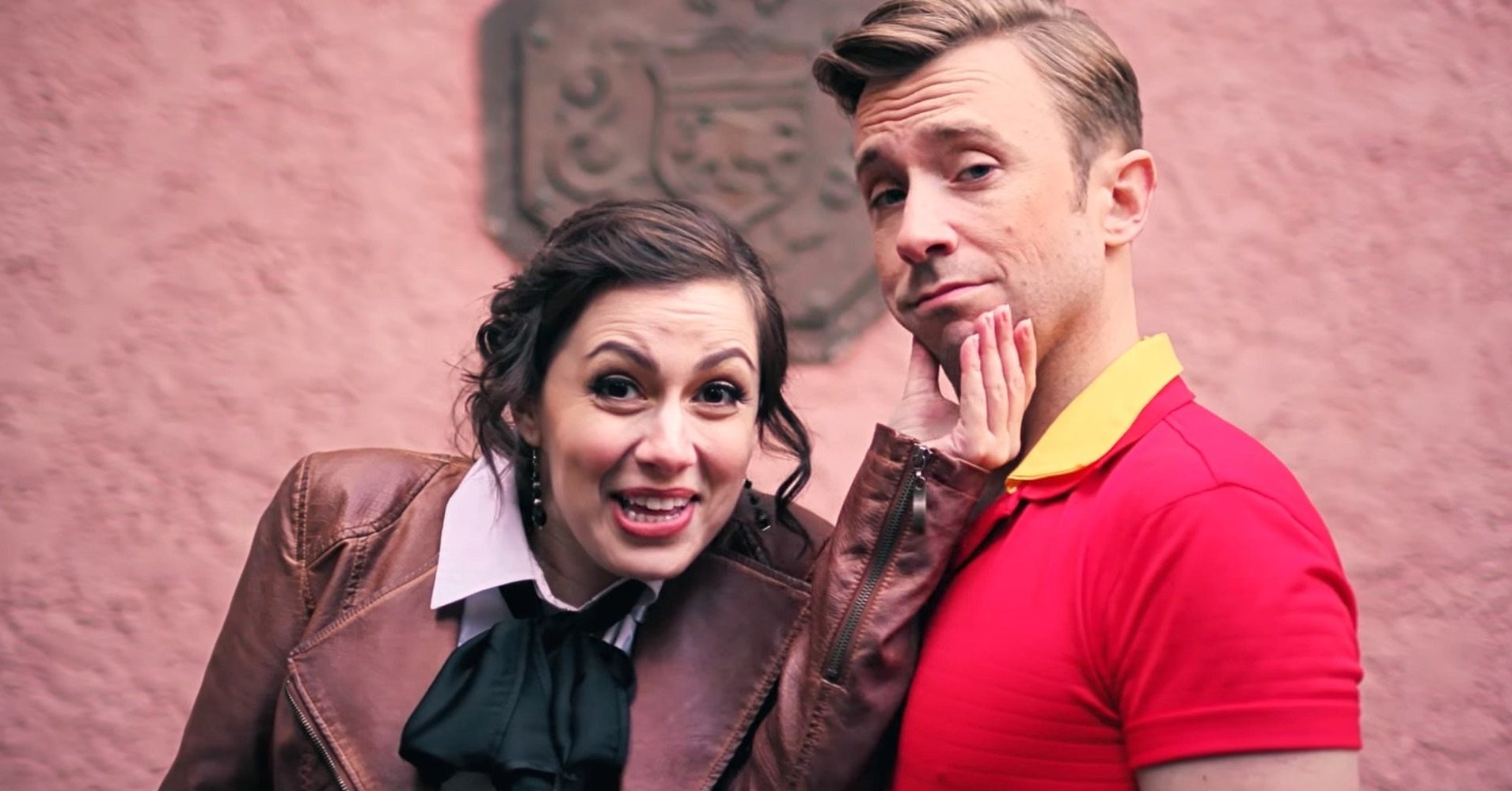 The Disney Villains You Love To Hate Shine In Stunning New A Cappella ...