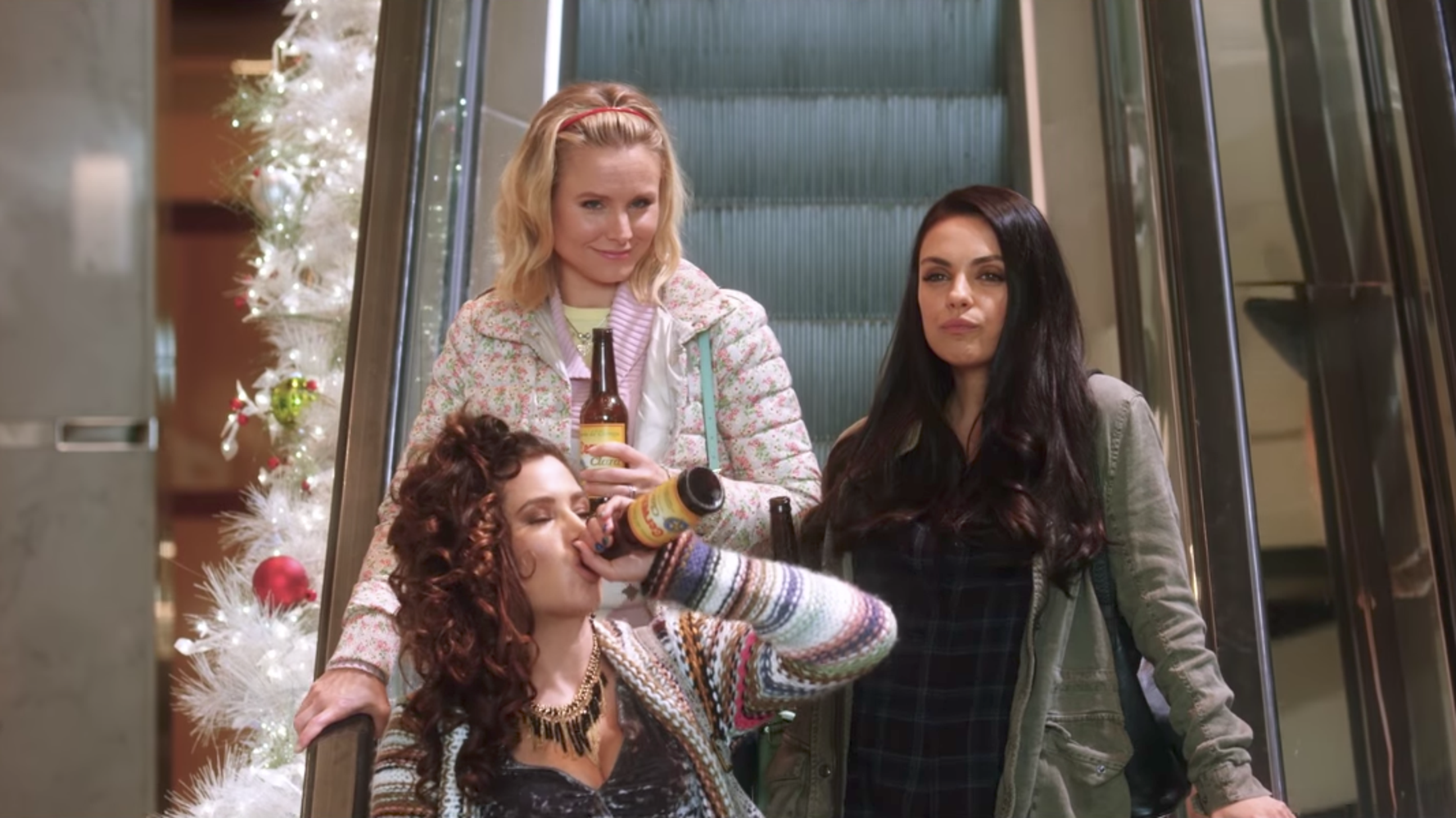 The 'Bad Moms Christmas' Trailer Introduces The Bad Moms' Moms | HuffPost
