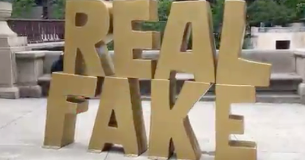 Chicago Artist Carefully Placed 'Real Fake' Sculpture Outside Trump ...