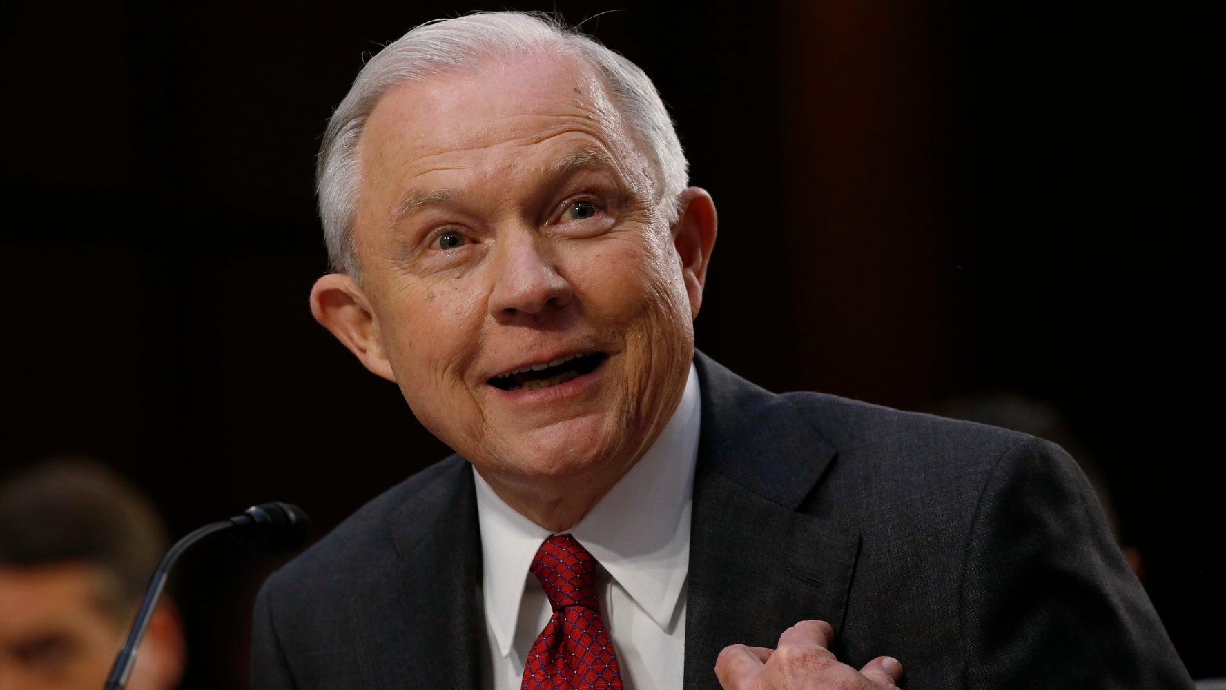 Jeff Sessions Wants To Bring Back D A R E HuffPost Latest News jeff-sessions-wants-to-bring-back-d-a-r-e-huffpost-latest-news