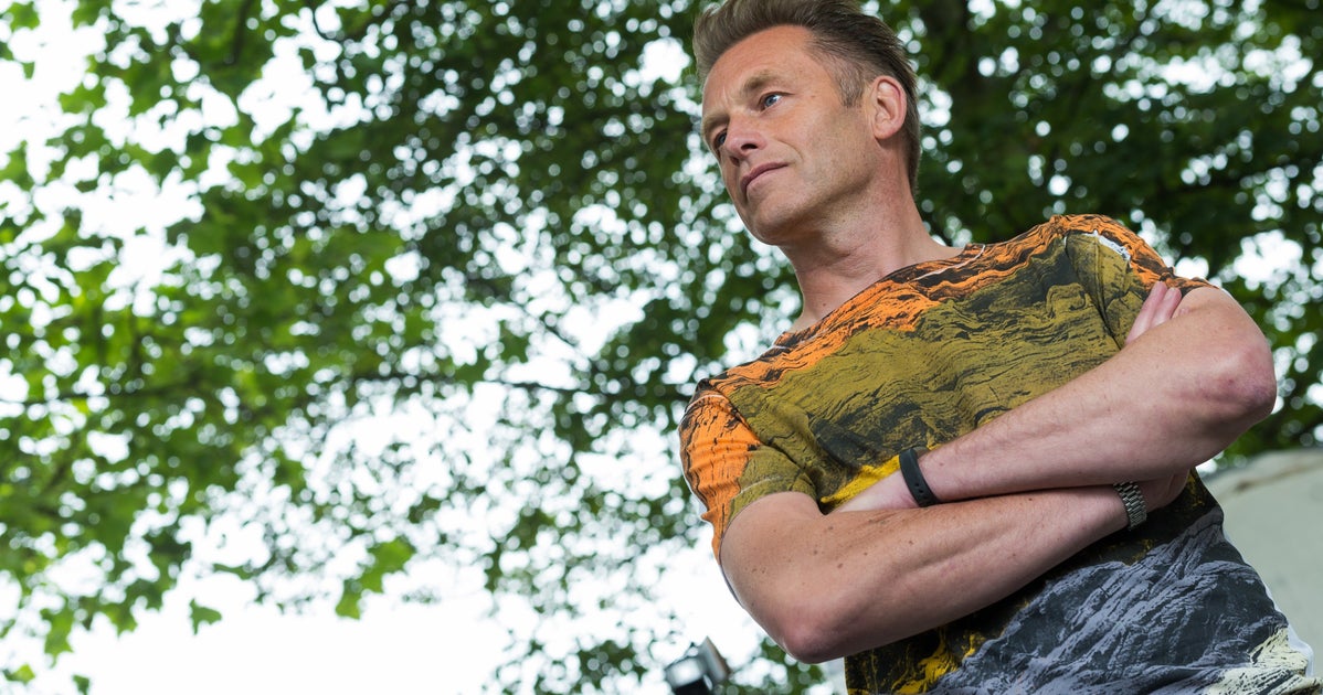 ‘Springwatch’ Presenter Chris Packham Opens Up About Living With ...