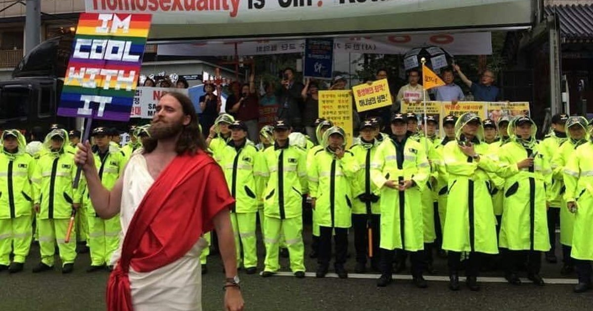 A Beautiful Thing Happened When 'Jesus' Faced Off With Pride Protesters ...