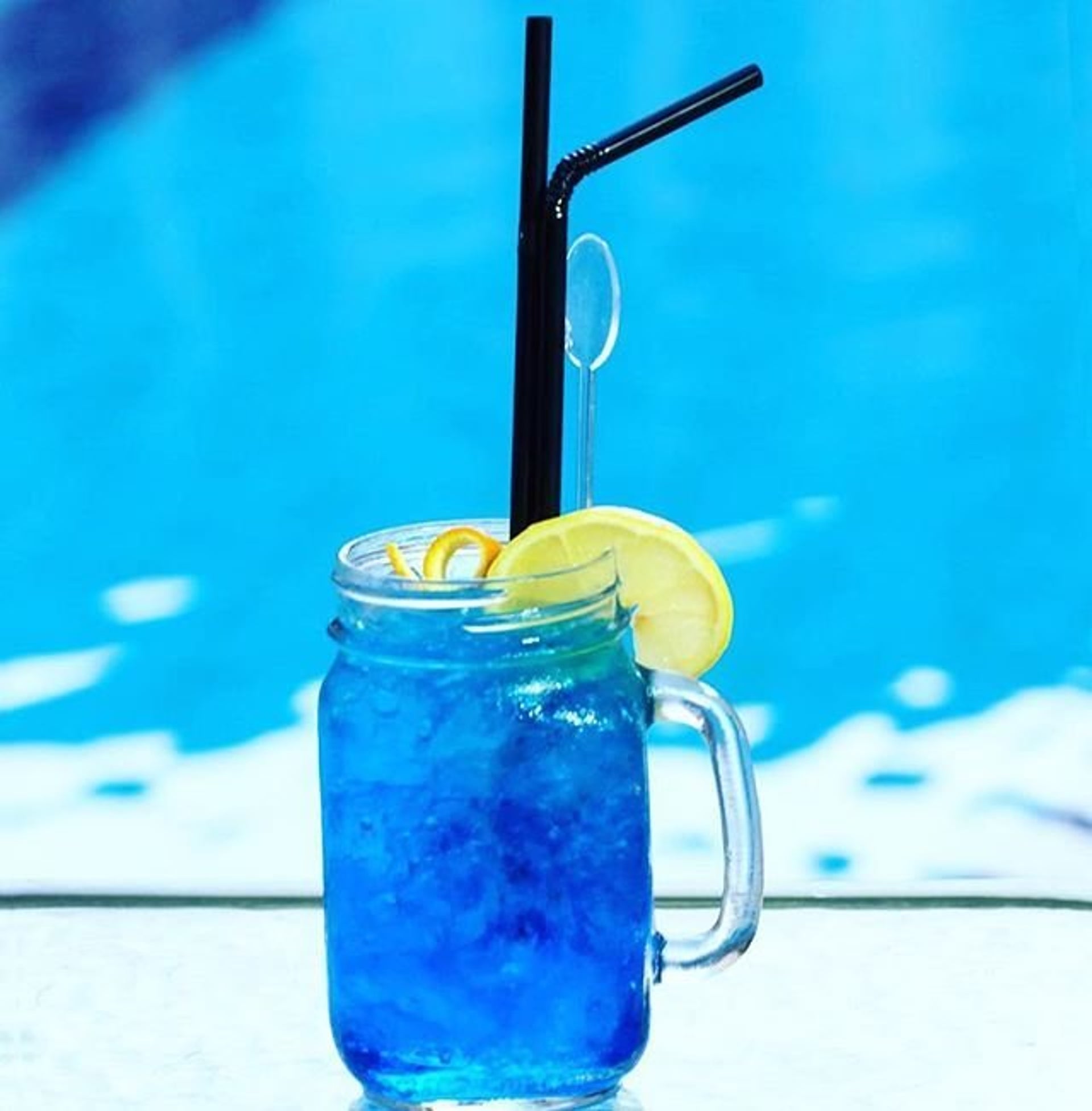 A Completely Subjective Ranking Of Beach Cocktails, From Best To Worst ...