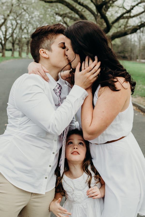 22 Joyous Lgbtq Proposal Photos That Will Hit You In The Feels Huffpost