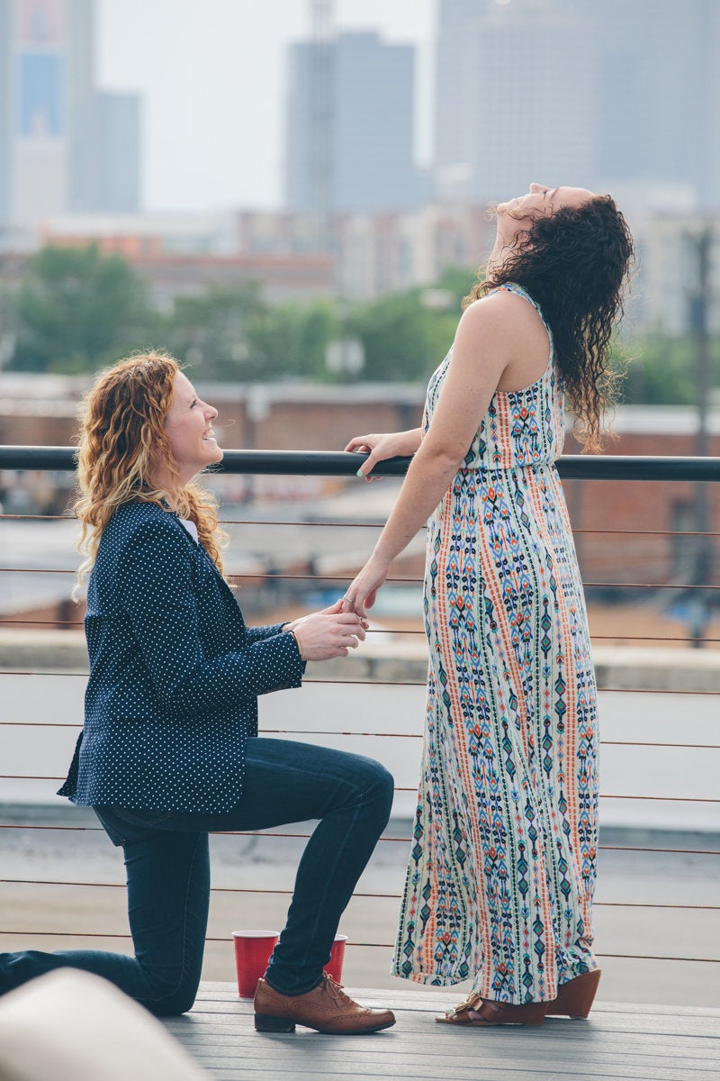 22 Joyous Lgbtq Proposal Photos That Will Hit You In The Feels