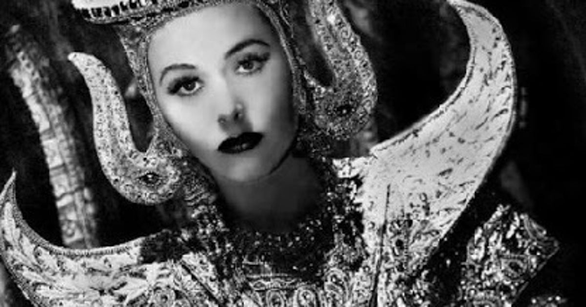 Staunch Women | HuffPost Contributor