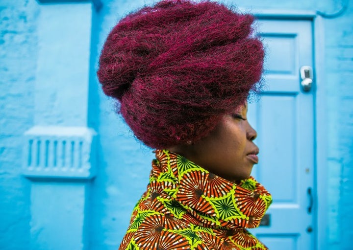 WATCH: British Nigerian singer-songwriter Lánre releases new music ...